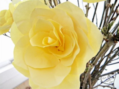 Rosas de papel simples e bonitas